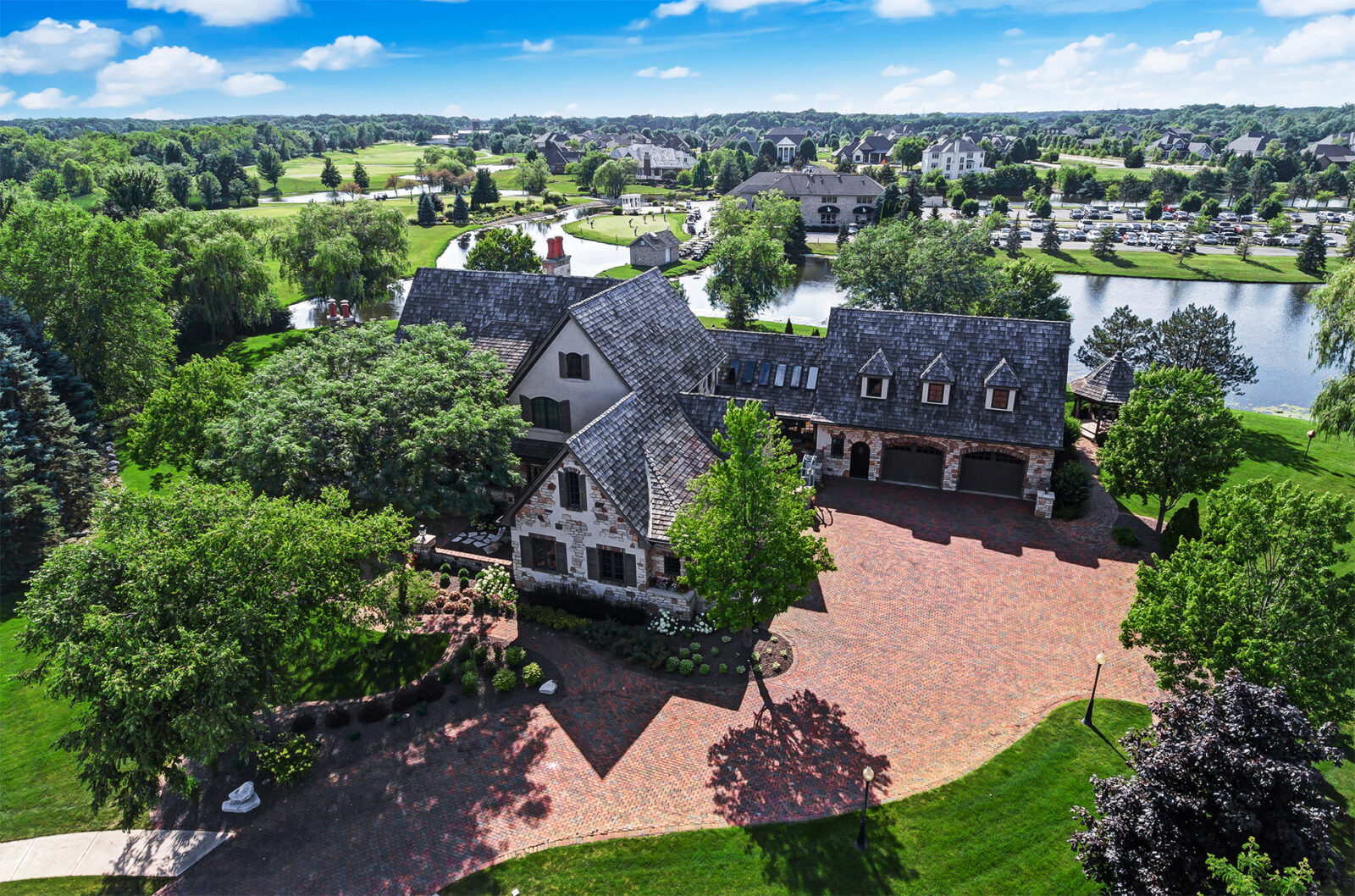Gallery – White Hawk HOA